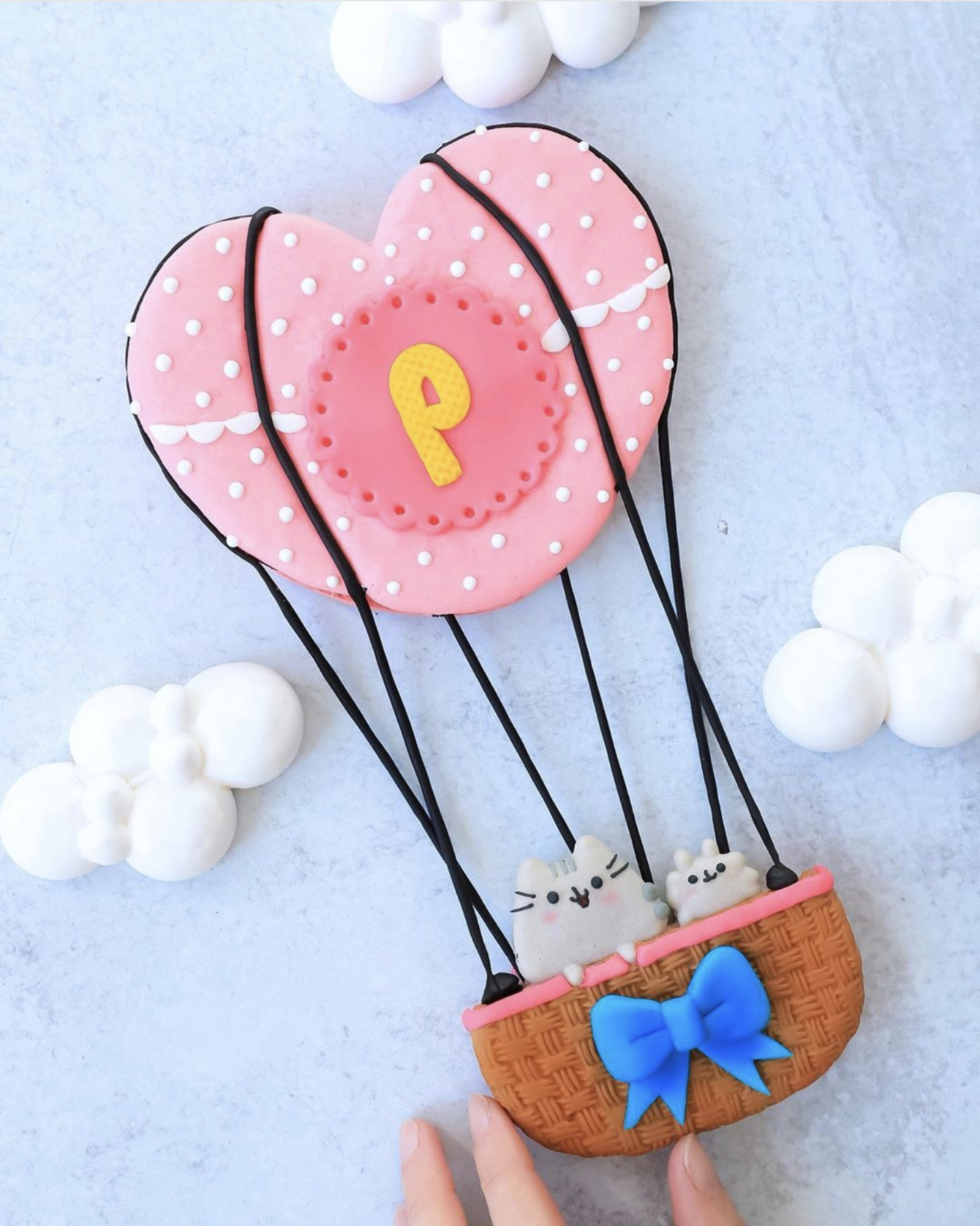 Pusheen : Fan Friday: Take to the Skies with These Dreamy Pusheen Cookies!
